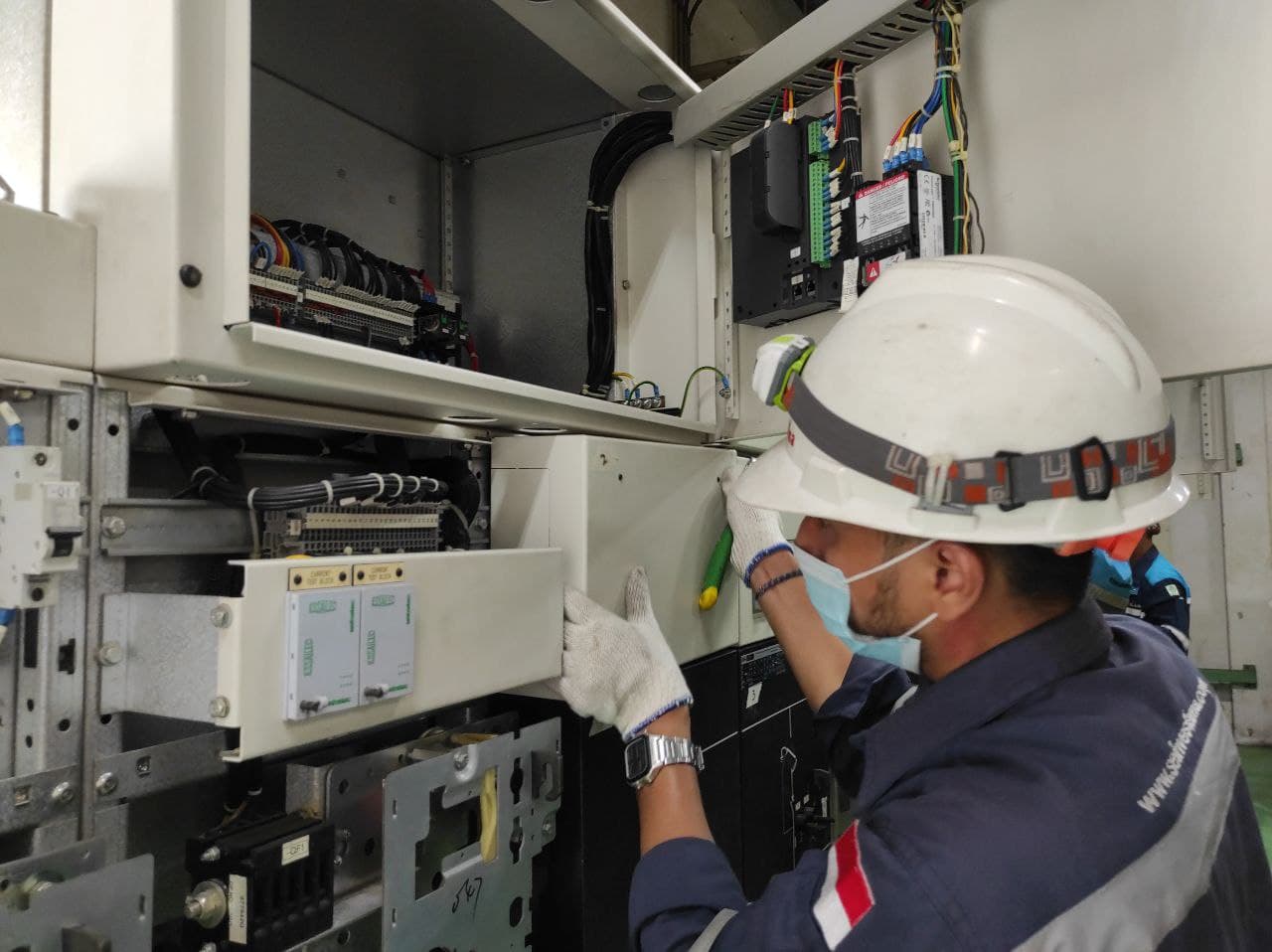 Support Maintenance MV Panel Di Honda Precision Parts Manufacturing By ...